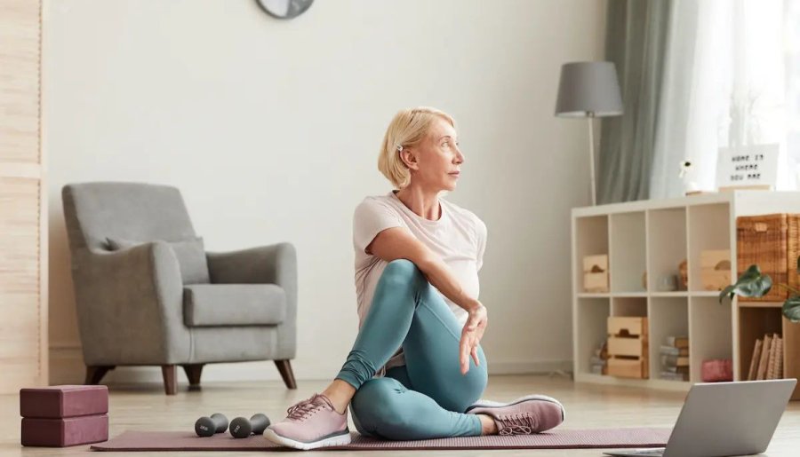How to stay mobile at 80: Expert's guide to perfect balance