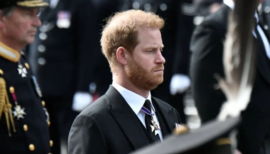 Prince Harry's grand gesture to Queen Elizabeth despite missing ...
