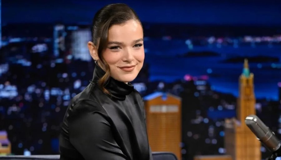 Hailee Steinfeld opens up about powerful lesson she’s learning as a new ...