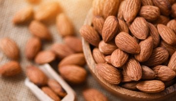Dietitian reveals six health benefits of eating almonds regularly