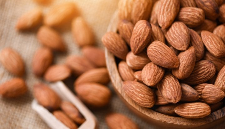 Dietitian reveals six health benefits of eating almonds regularly