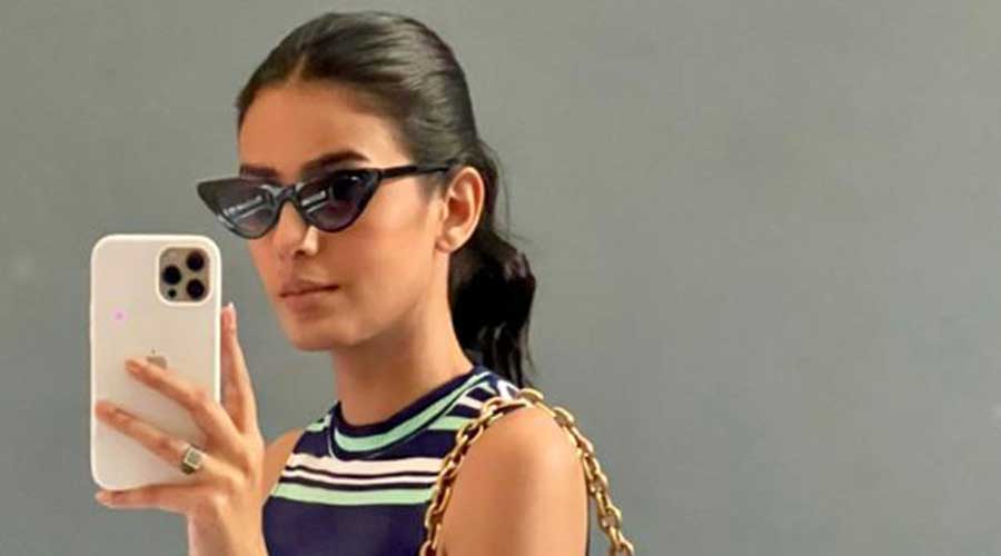 Model Sana Rajput answers most asked questions in 20 seconds