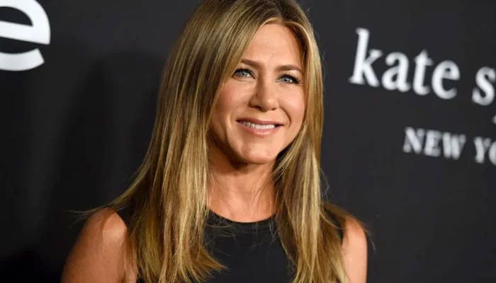 Jennifer Aniston dubbed ‘stunning goddess’ after she dropped latest video