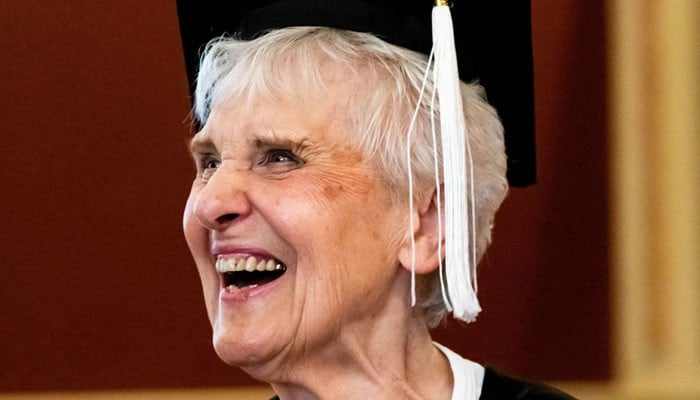 A 90-year-old US citizen returns to school to finish degree