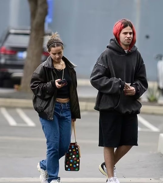 Addison Rae steps out with her boyfriend Omer Fedi in Los Angles: Pics ...