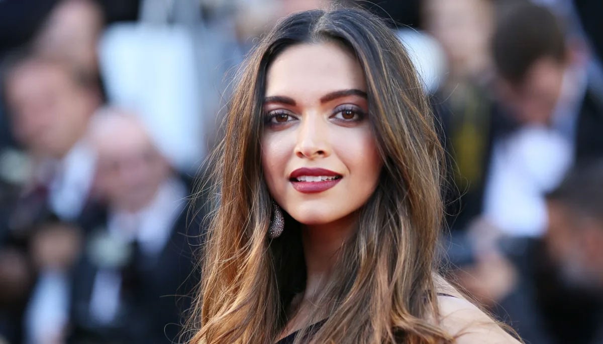 Deepika Padukone indulges in the mango season: Check Out