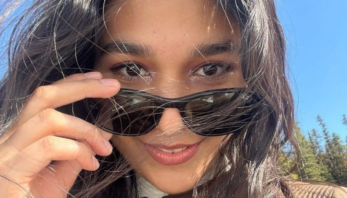 Shae Gill spends gala time in Canada: See pictures