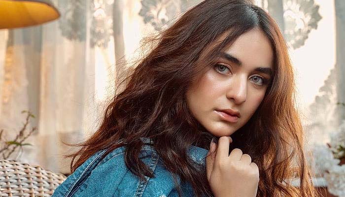 Yumna Zaidi set to kick off her big screen career, picks unconventional ...