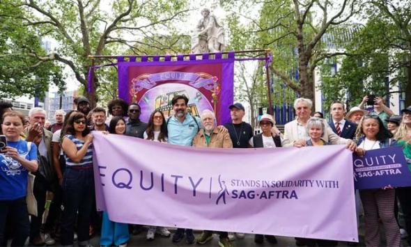 Hayley Atwell and Simon Pegg stand in solidarity with Hollywood artists ...