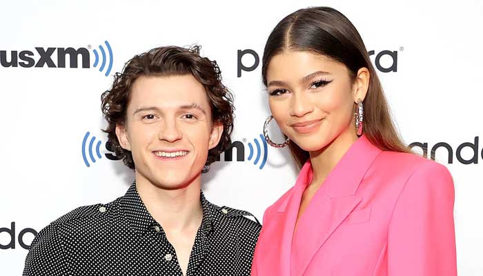 Zendaya and Tom Holland flaunt impressive basketball moves on surprise ...