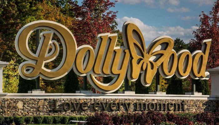 Dolly Parton unveils the inspiration behind Dollywood theme park
