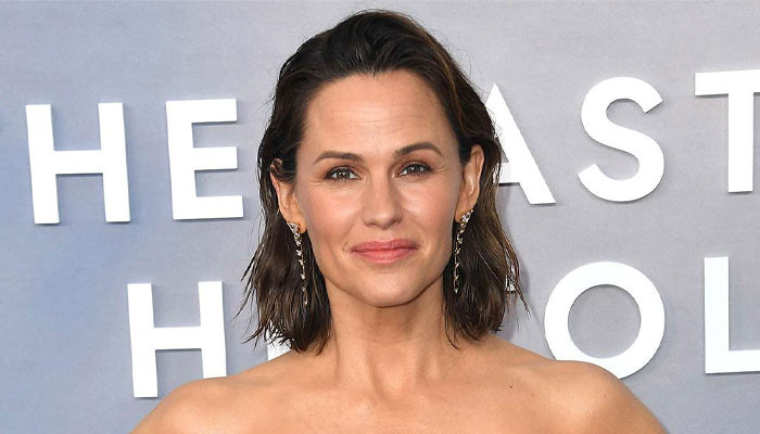 Jennifer Garner ready to 'roast' her fans