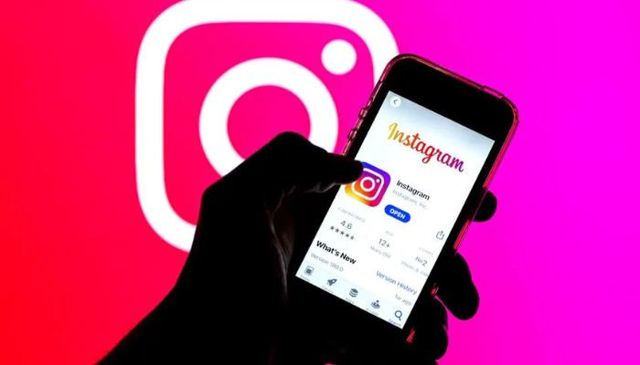 Instagram testing new collaborative stories feature