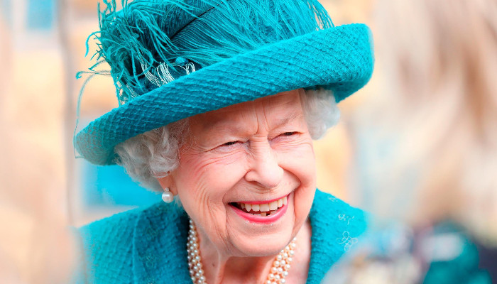 Queen Elizabeth's ground-breaking Ireland visit resurfaces