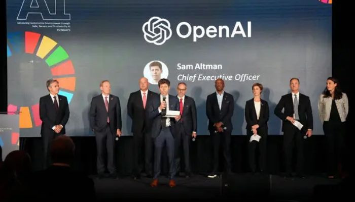 OpenAI researchers claim to discover hidden features inside AI models