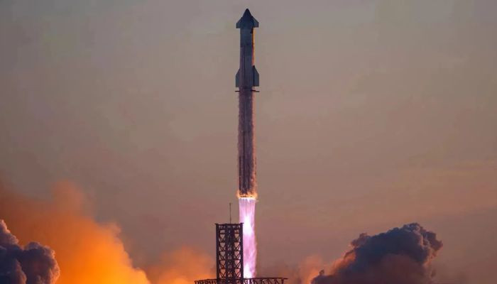 Setback to Elon Musk’s Mars project: SpaceX’s Starship explodes ahead ...