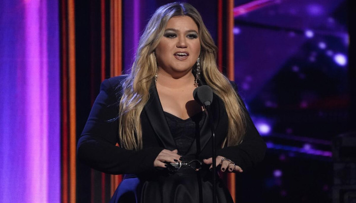 Kelly Clarkson reveals ‘devastated’ reaction just hours before her Las ...
