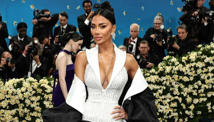 Nicole Scherzinger stuns fans with farewell performance as 'Norma Desmond'