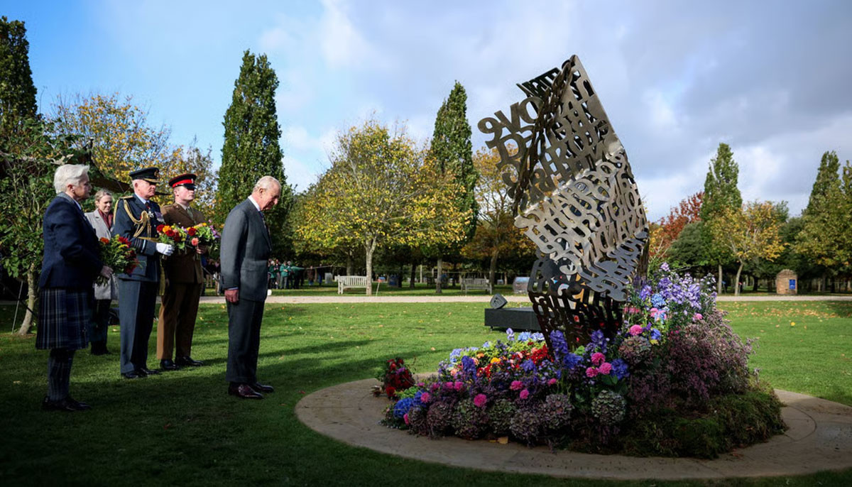 King Charles pays tribute to UK’s LGBT troops in powerful display
