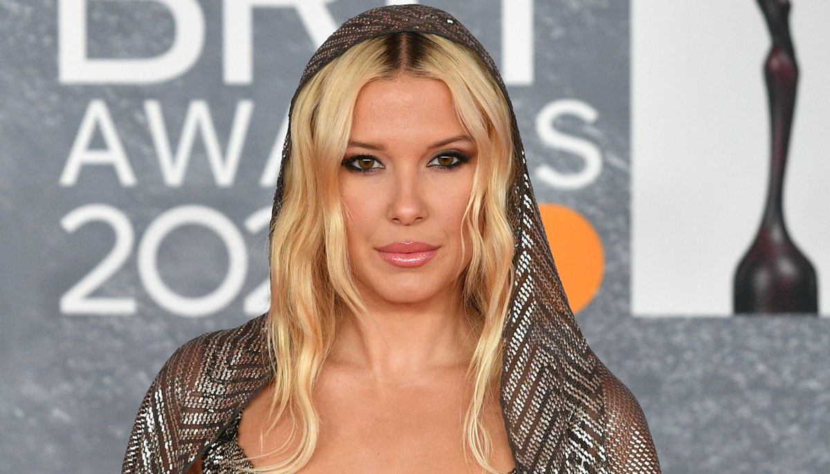 Millie Bobby Brown cried for hours before filming 'Stranger Things' finale