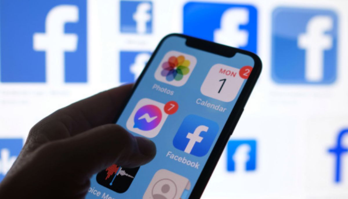 Police investigate string of armed robberies connected to Facebook ...