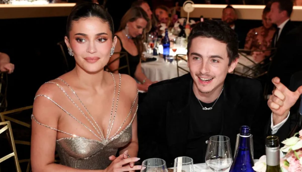 Timothée Chalamet thanks Kylie Jenner, parents after Golden Globes win
