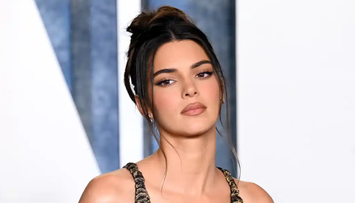 Kendall Jenner sets record straight on lesbian speculations